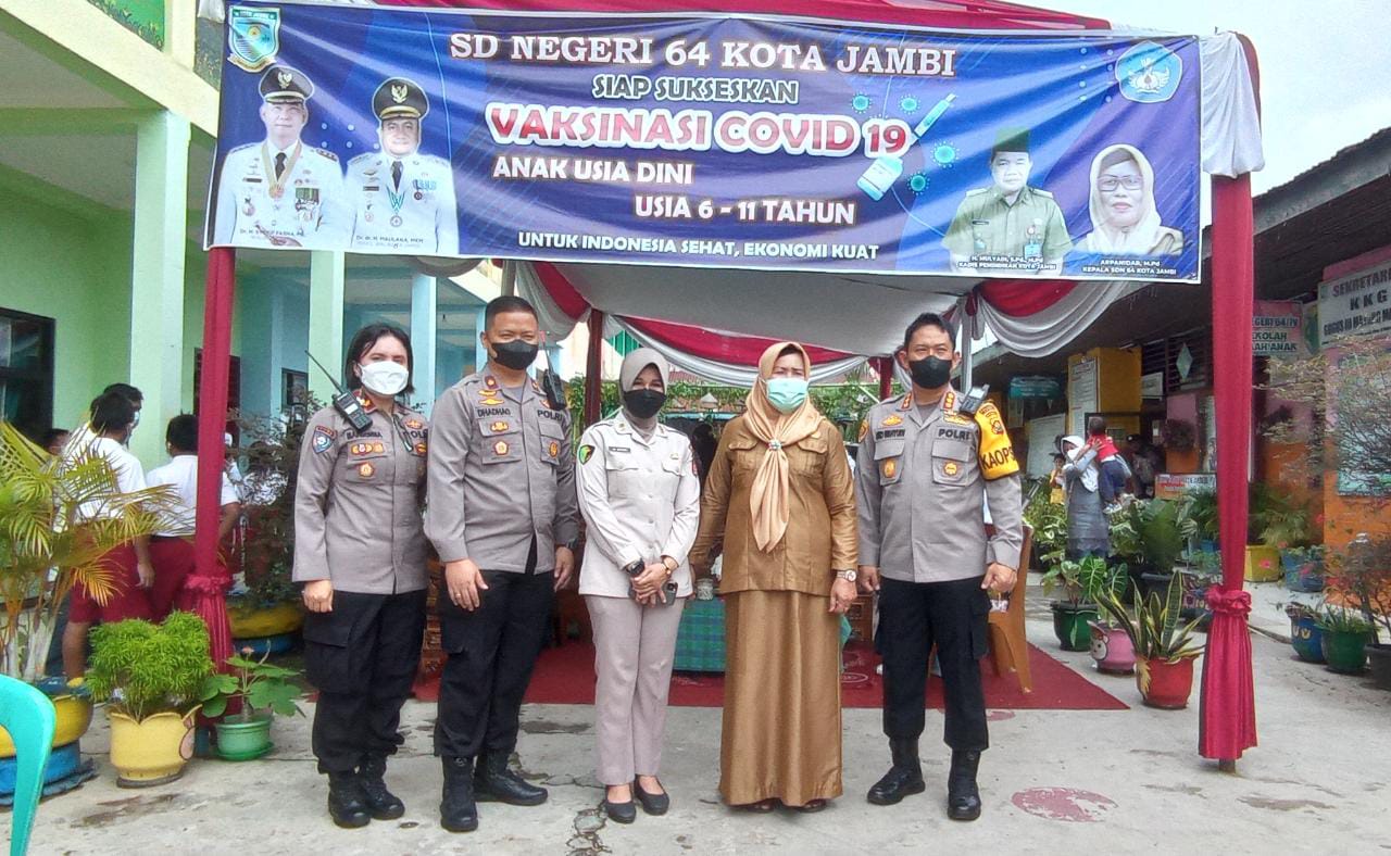Polresta Jambi Buka Gerai Vaksinasi Merdeka Anak Di SDN 64 Kota Jambi ...